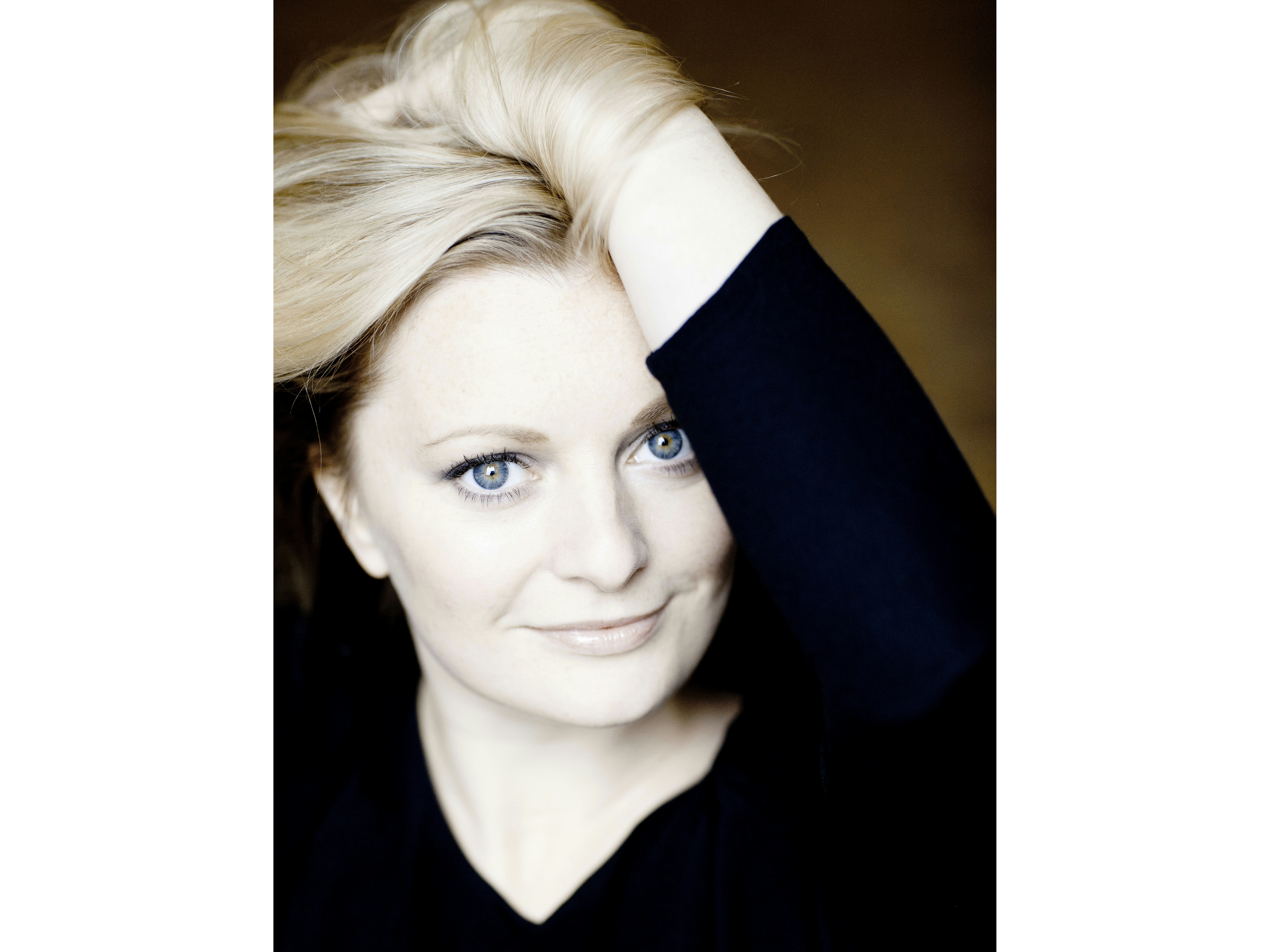 Lucy Crowe tour dates & tickets 2025 | Ents24