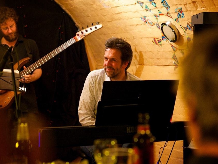 Nic Saunders tour dates & tickets 2025 | Ents24