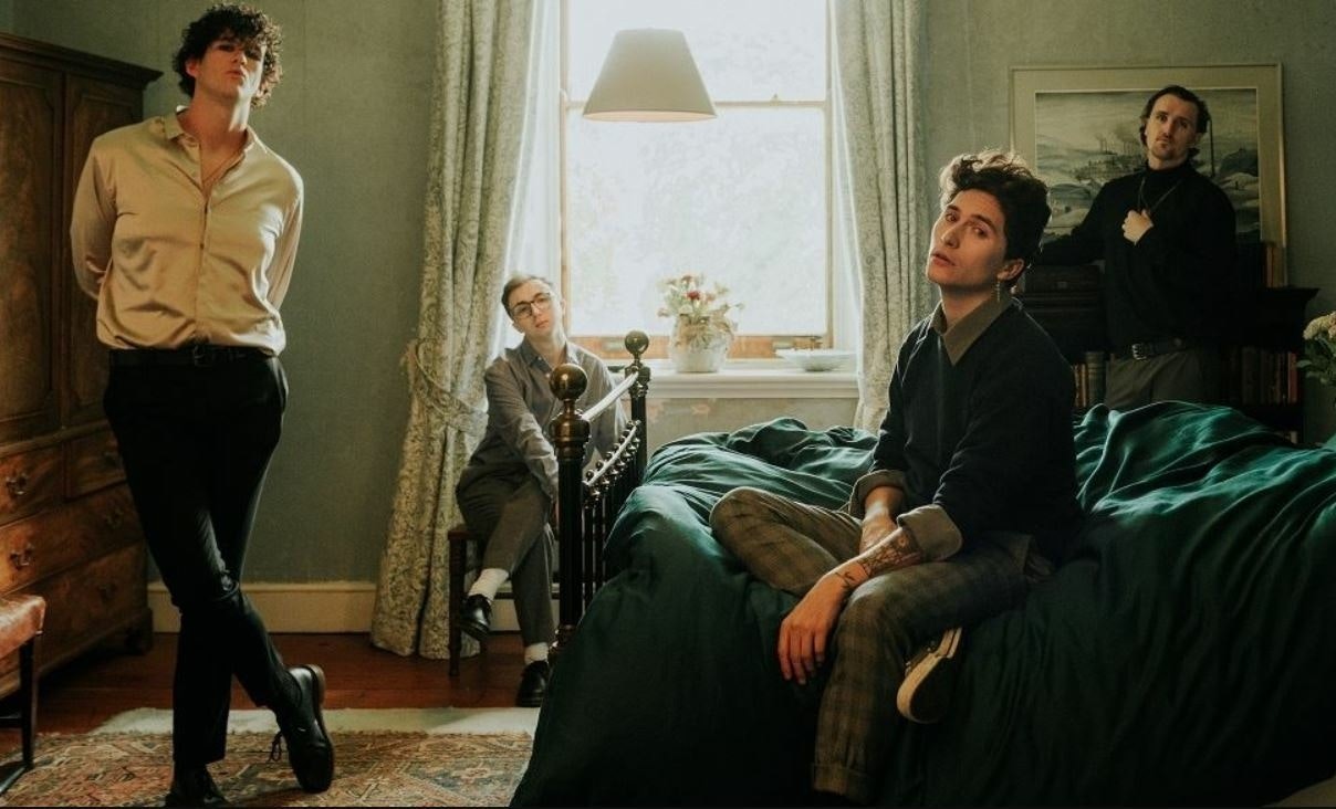 Holding Absence tour dates & tickets 2024 | Ents24