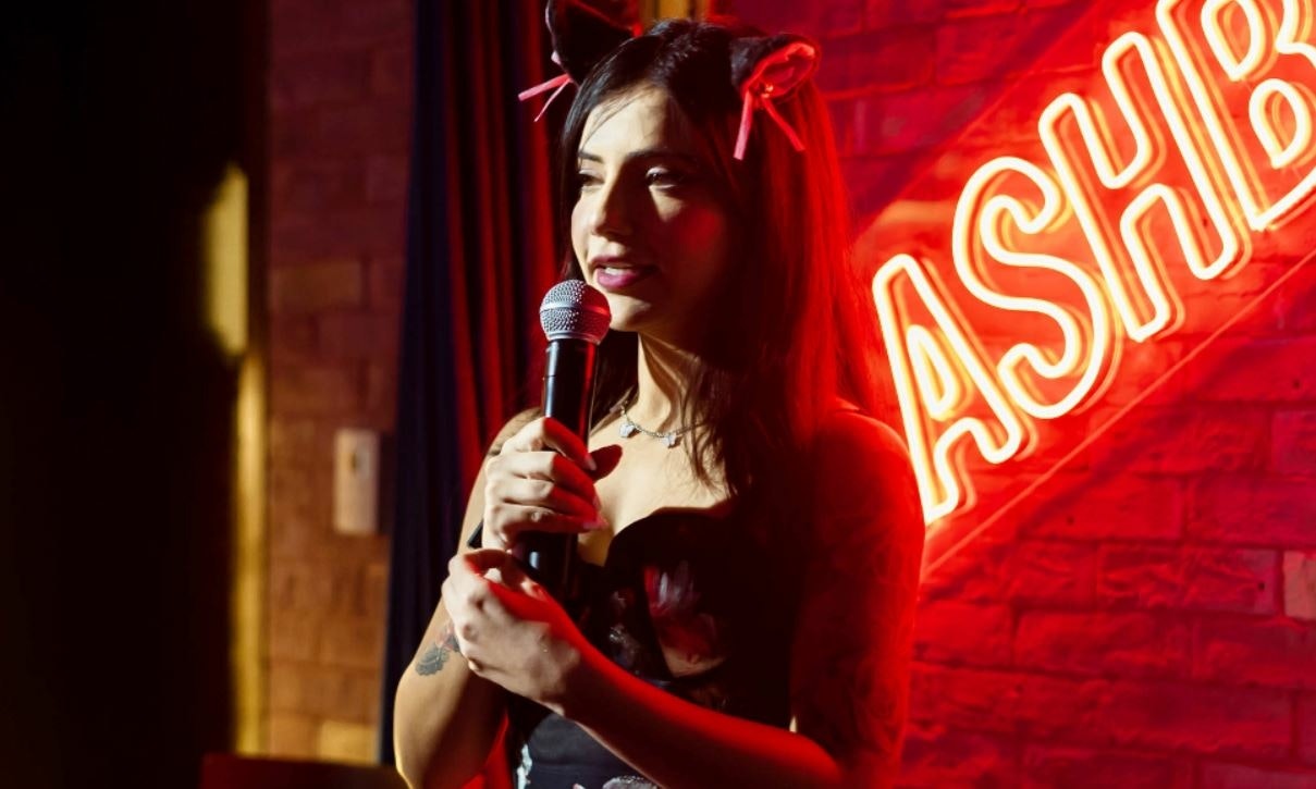 Saaniya Abbas tour dates & tickets 2025 | Ents24